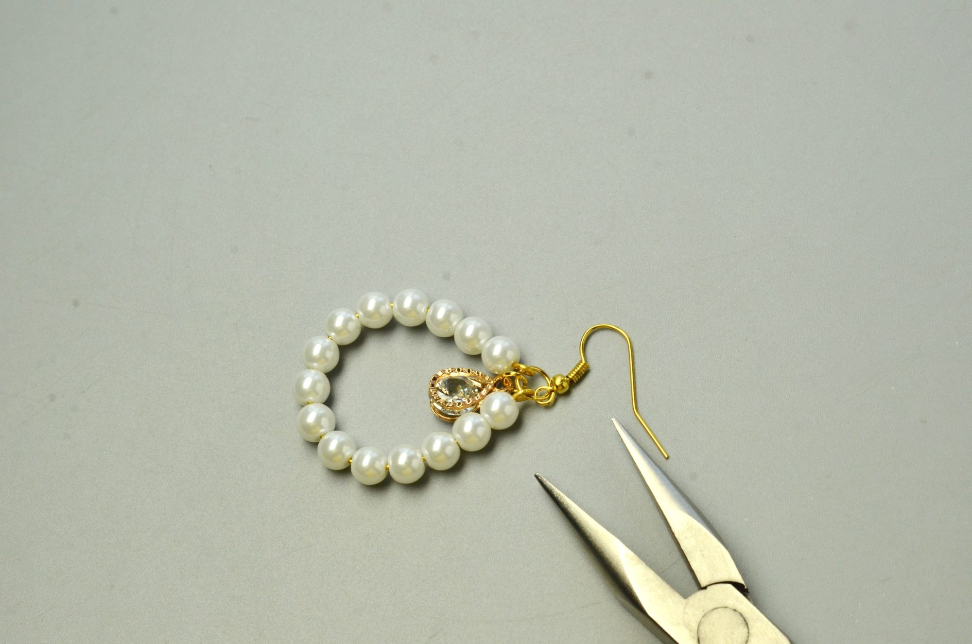 DIY Jewelry - Pearls Loop Dangle Earrings - Ef Zin Creations