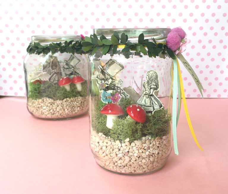 DIY Φτιαχνω Βαζο με την Αλικη στη Χωρα των Θαυματων